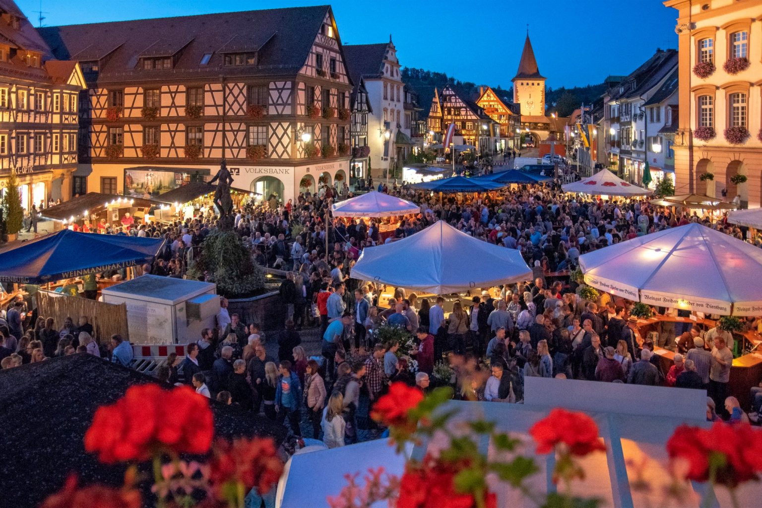 Gengenbach feiert: Großes Wein- und Stadtfest im Herzen des Schwarzwalds