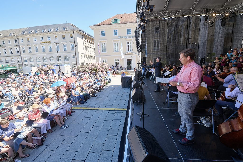 Kehler Messdi: Ab 29. Mai: 4 Tage Feiern, schlemmen, staunen - Größtes ...